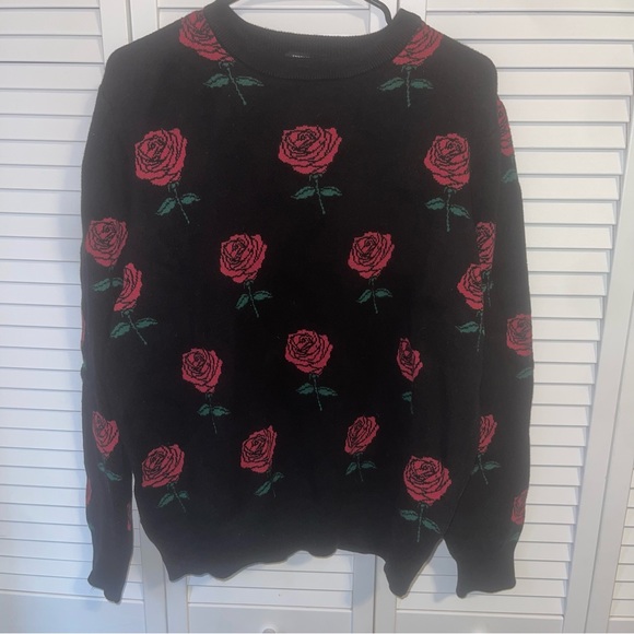 Forever 21 | Sweaters | Rose Sweater | Poshmark